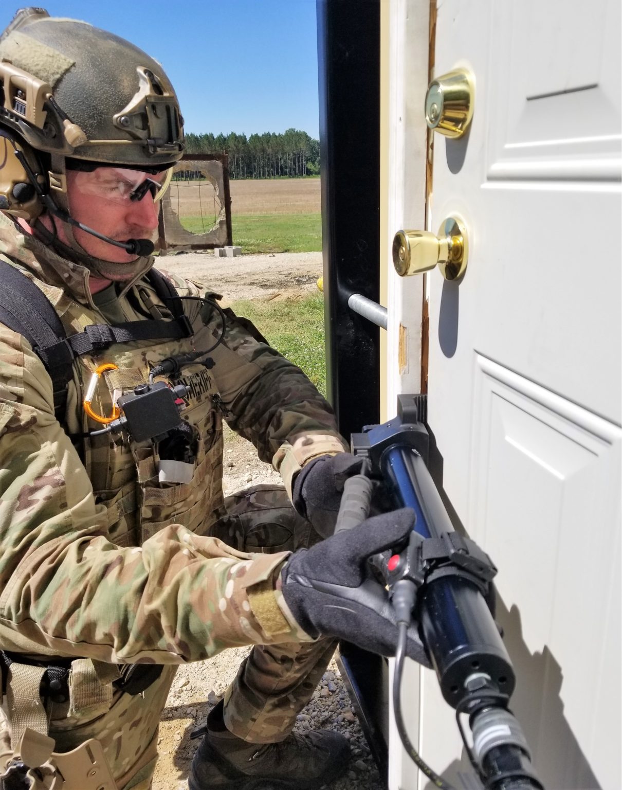 Electro-Hydraulic Tactical Breaching | Quantico Tactical